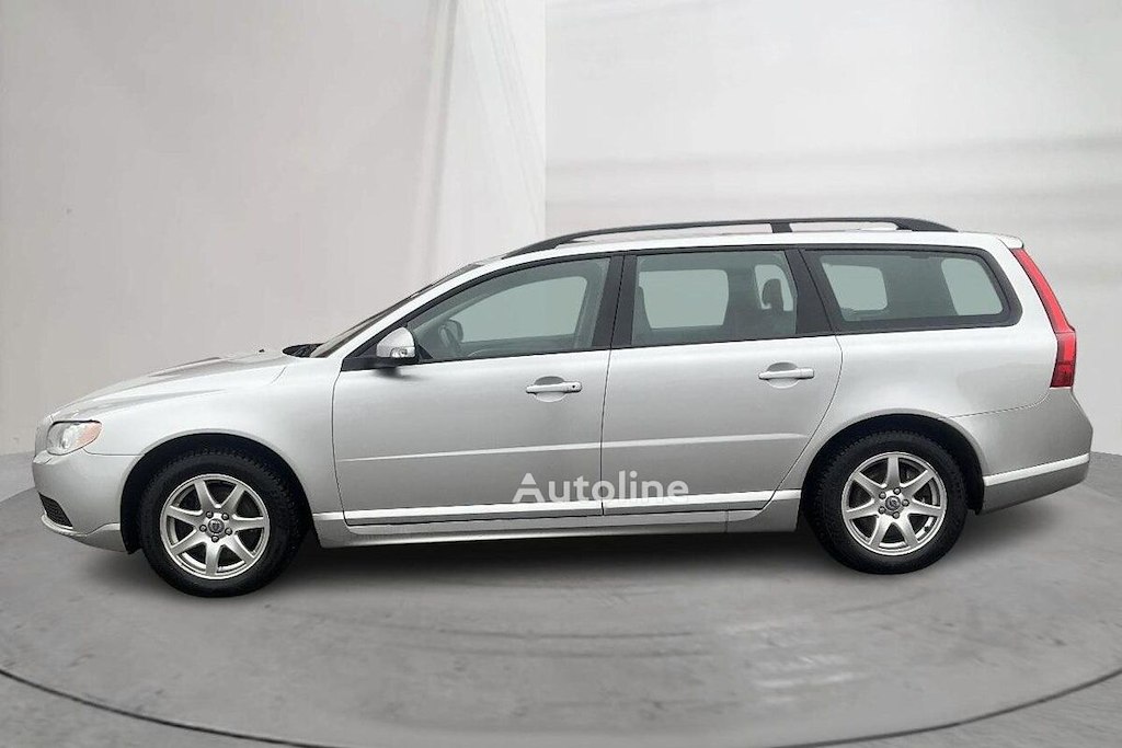 Prodaje se Volvo V70 karavan na aukciji