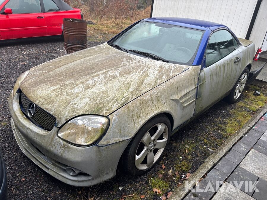 Prodaje se Mercedes-Benz SLK kupe na aukciji