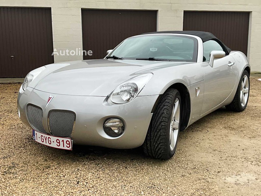 Prodaje se Pontiac Solstice kabriolet na aukciji