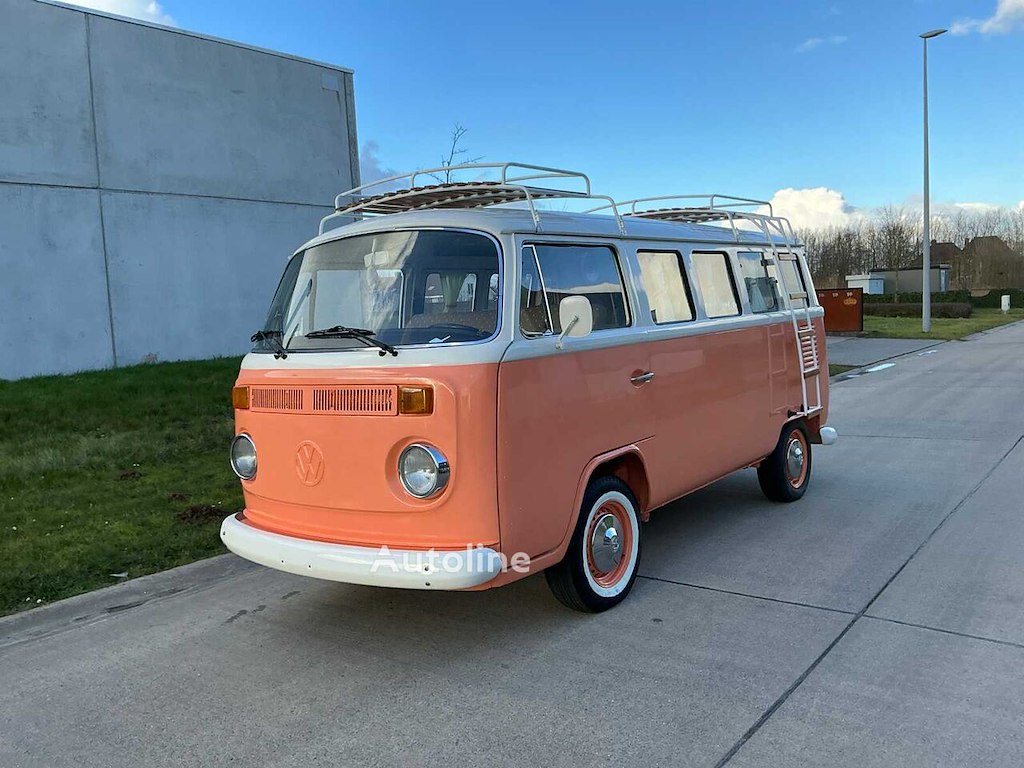 Prodaje se Volkswagen T2 Camper kuću na točkovima na aukciji