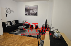 Iznajmljujem Stan-Apartman, Grbavica