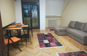 Iznajmljujem Stan-Apartman, Centar