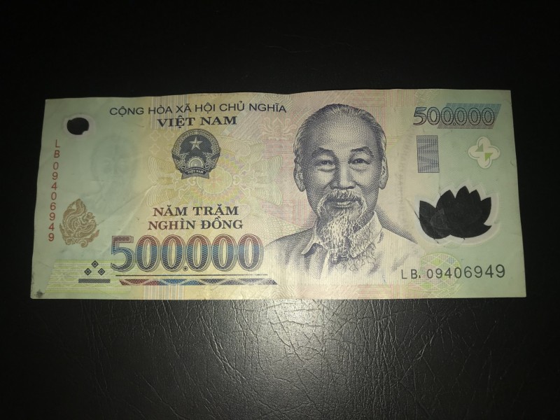 VIJETNAM 500 000 ĐONG.