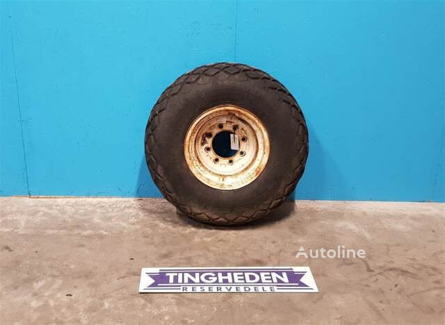 Goodyear 12.40 R 16 točak