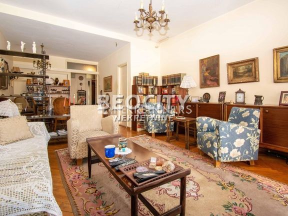 Voždovac, Vitanovačka, Milovana Jankovića, 6.0, 250m2, 300000EUR