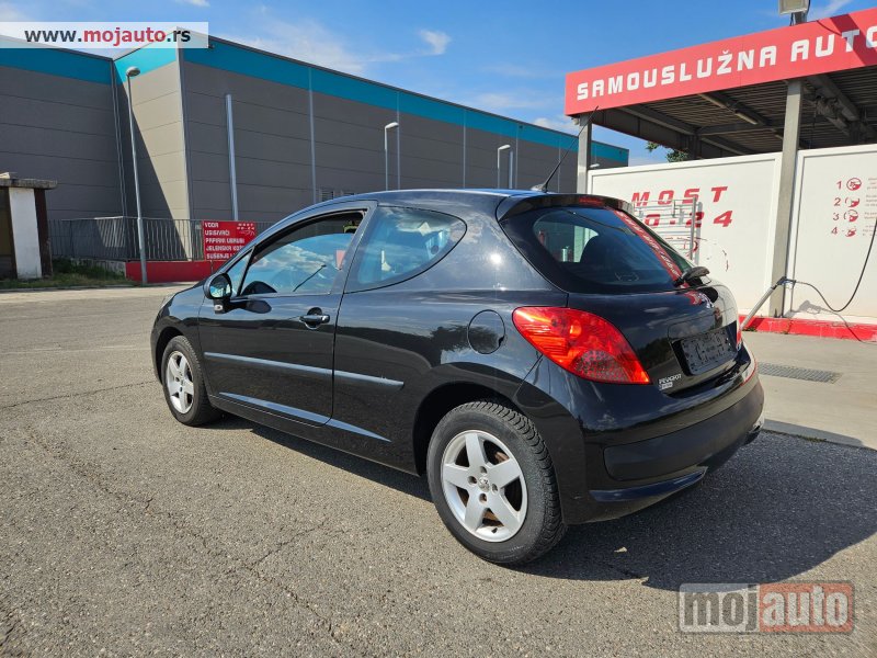 Peugeot 207 Na ime kupca