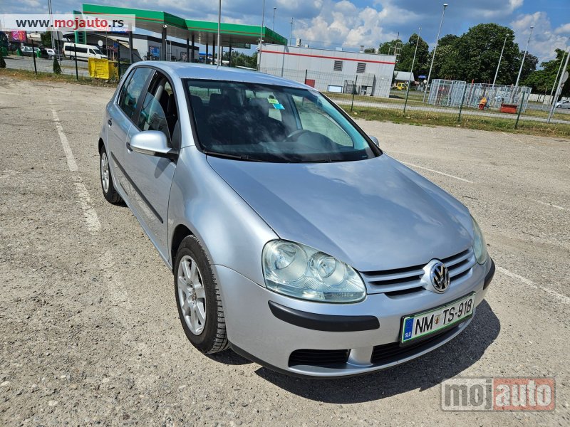 VW Golf 5 stranac