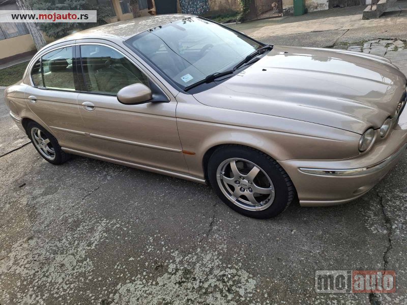 Jaguar X_Type 2.5 V6