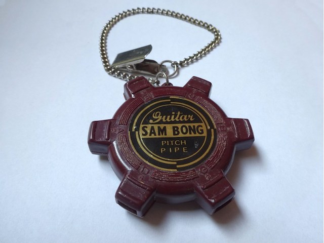 Sam Bong Pitch Pipe sa lancem