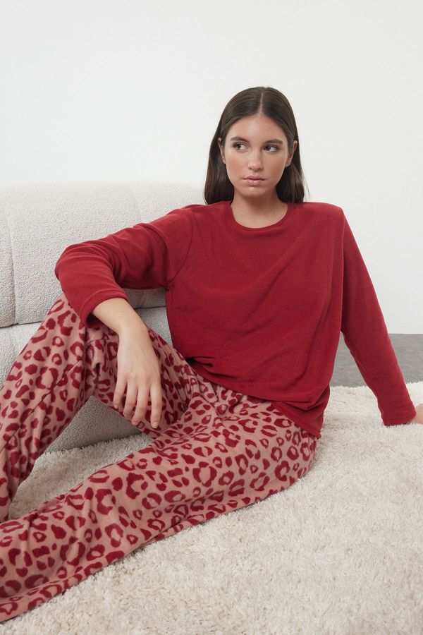 TRENDYOL RED LEOPARD PATTERNED POLAR FLEECE WINTER KNITTED PAJAMAS SET