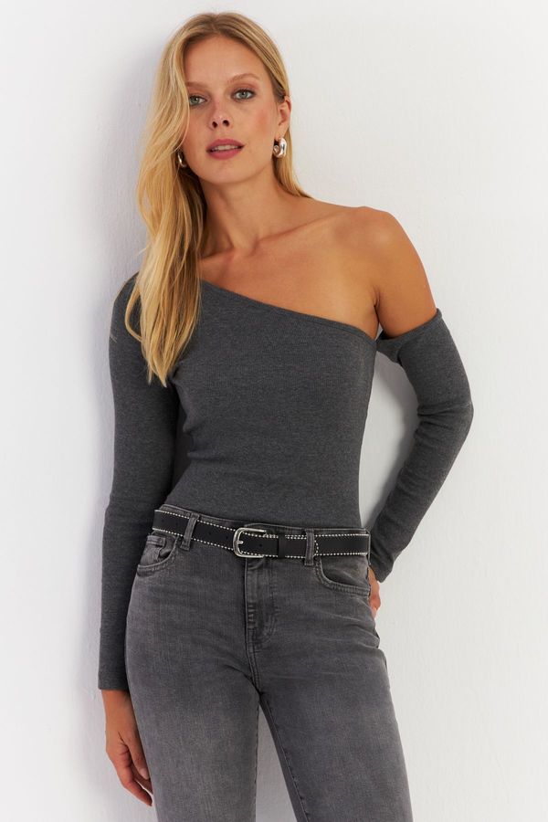 COOL & SEXY WOMEN'S ANTHRACITE ASYMMETRIC SLEEVE CAMISOLE NEW YEAR'S BLOUSE HOR1
