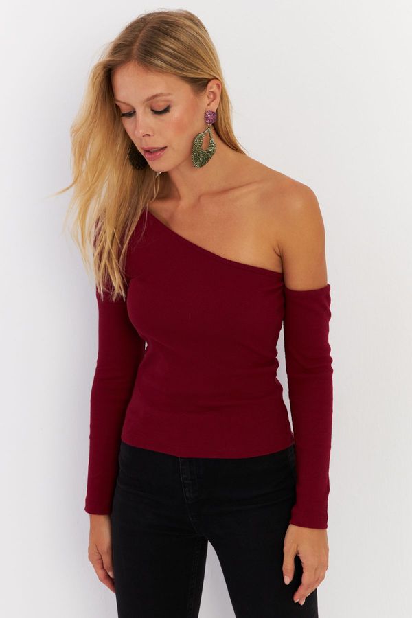 COOL & SEXY WOMEN'S BURGUNDY ASYMMETRIC SLEEVE CAMISOLE NEW YEAR'S BLOUSE HOR1