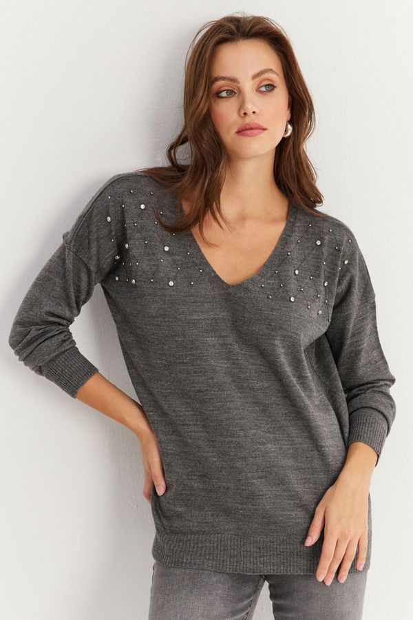COOL & SEXY WOMEN'S GRAY V NECK STONED THIN KNIT BLOUSE YIL002