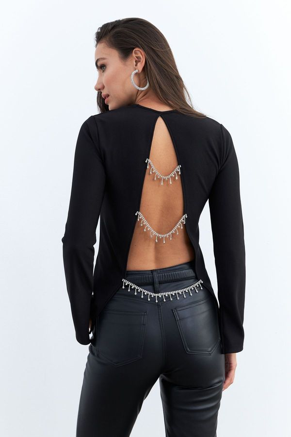 COOL & SEXY WOMEN'S BLACK BACK LOW-CUT ACCESSORY BLOUSE