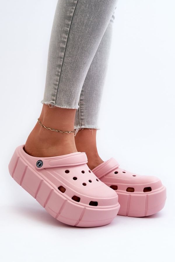 WOMEN'S FOAM SLIPPERS ON PINK PLATFORM ITUBIA