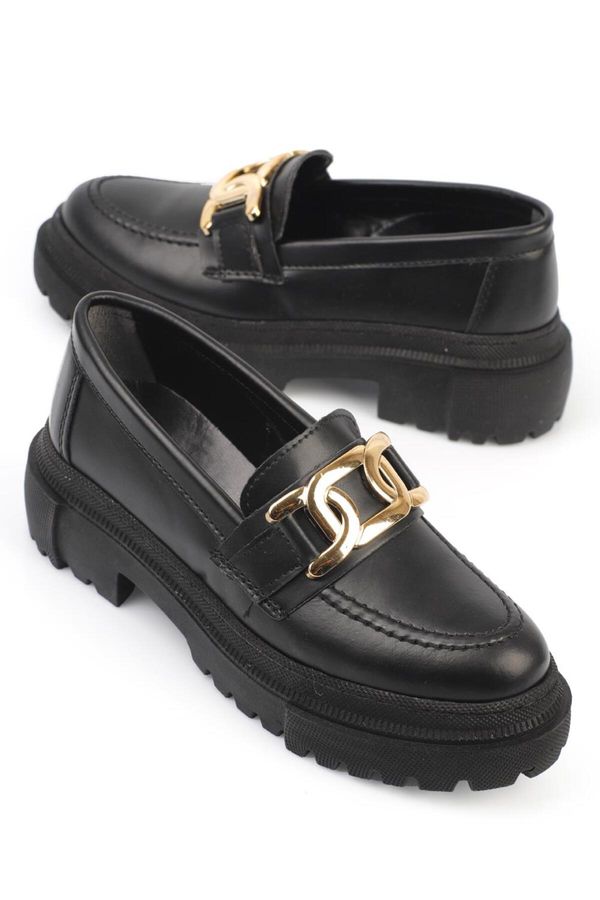 CAPONE OUTFITTERS CAPONE OVAL TOE WOMEN'S LOAFERS WITH METAL ACCESSORIES AND TRAK SOLE WRINKLED PATENT LEATHER.