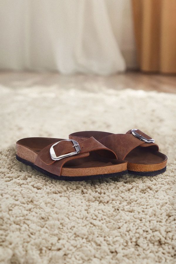 TRENDYOL TABA SINGLE STRAP WOMEN'S SLIPPERS