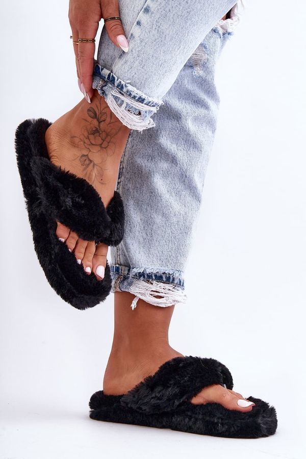 WOMEN'S LEATHER SLIPPERS PAPCIE BLACK ELMA