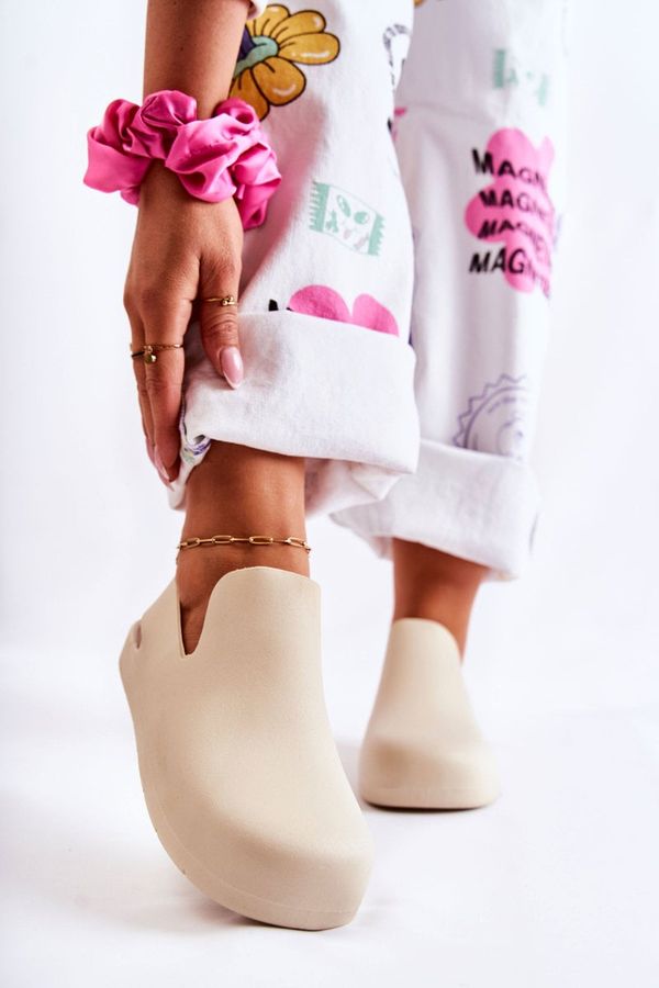FS1 FASHIONABLE RUBBER CLOGS LIGHT BEIGE MERIKO