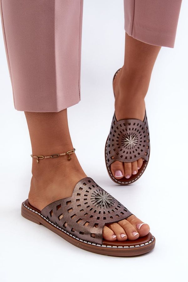 PE2 SHINY WOMEN'S FLAT SANDALS WITH COPPER EMBELLISHMENT EBIRENA