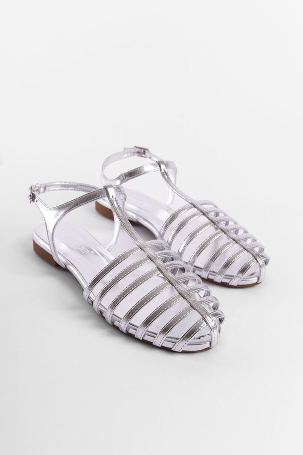 CAPONE OUTFITTERS GLADIATOR FLATS