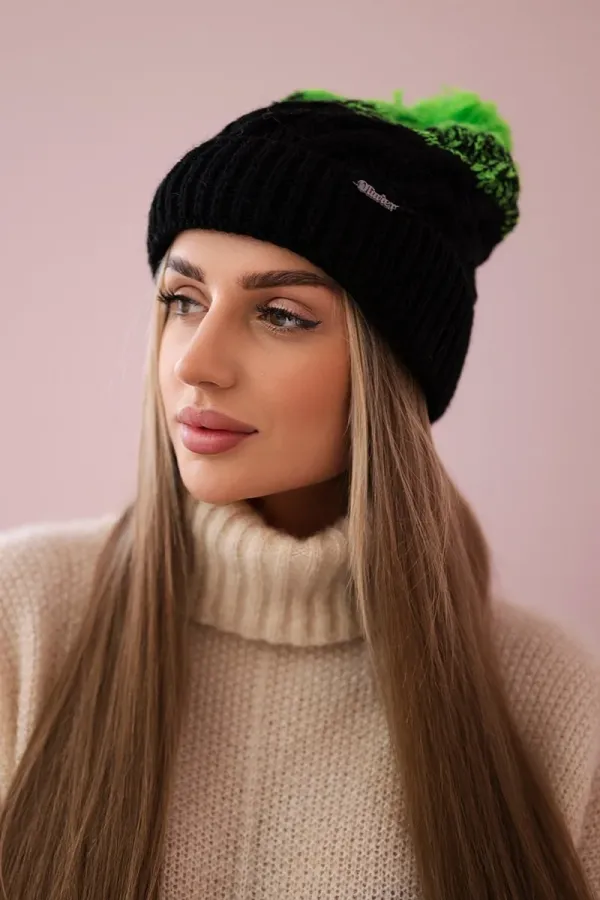 MARKA NIEZDEFINIOWANA CAP WITH FLEECE ILONA K218 BLACK+GREEN
