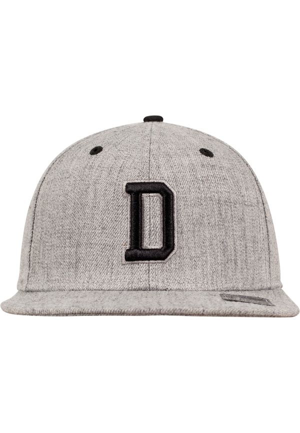LETTER SNAPBACK D
