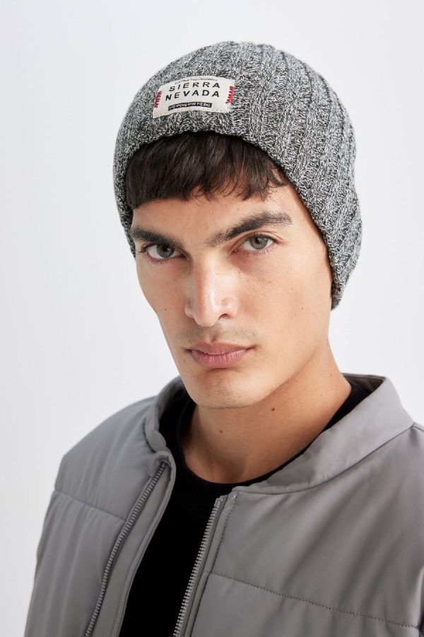 DEFACTO MEN'S LABEL PRINTED BERET