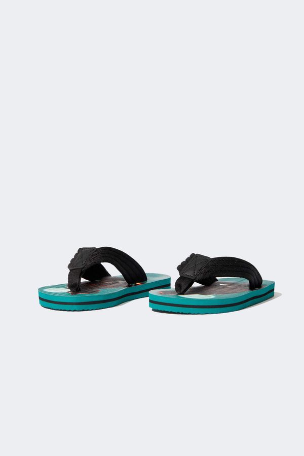 DEFACTO BOY BATMAN LICENSED FLIP FLOPS