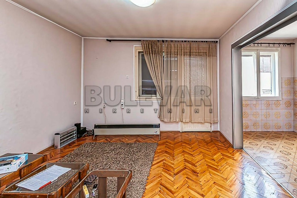 Porodićna kuća 192m2, na placu 490m2, Palilula