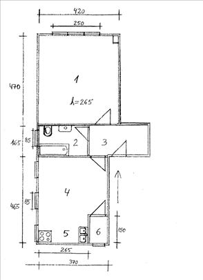 Useljiv, uknjižen, 1,5-soban stan 43 m2