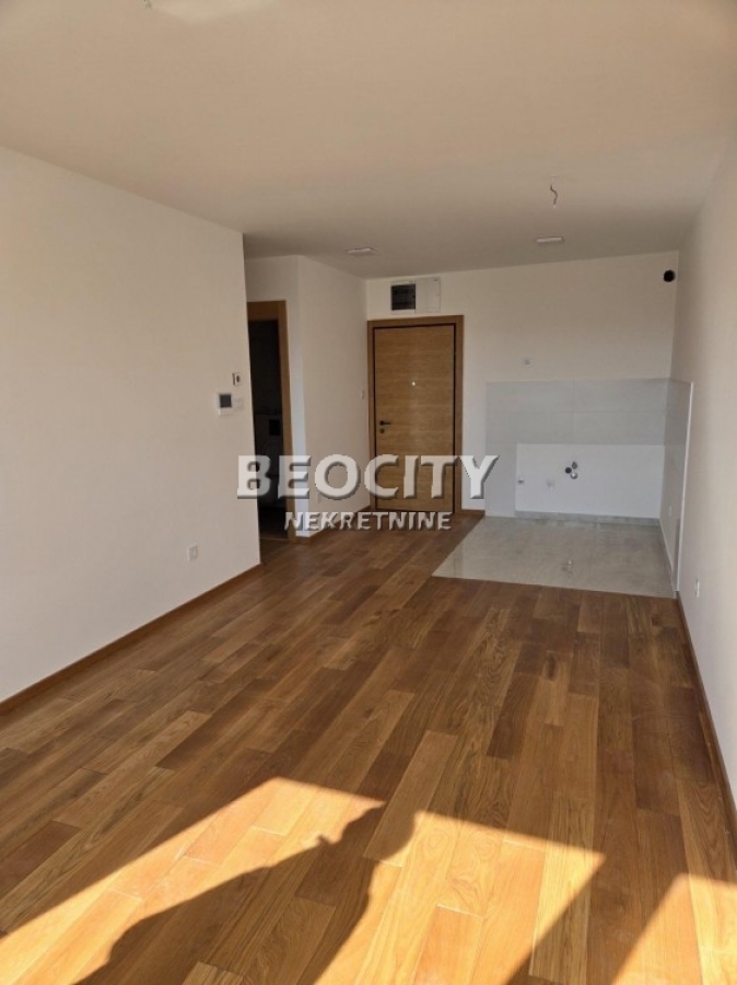 Novi Sad, Centar, Radnička, 1. 5, 44m2, 600EUR Pet friendly