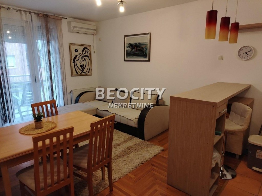 Novi Sad, Grbavica, Doža Đerđa , 1. 5, 42m2, 450EUR Pet friendly