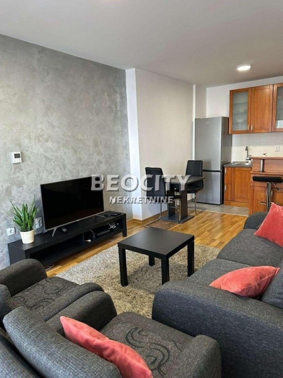 Novi Sad, Telep, Ilariona Ruvarca, 2. 0, 40m2, 430EUR