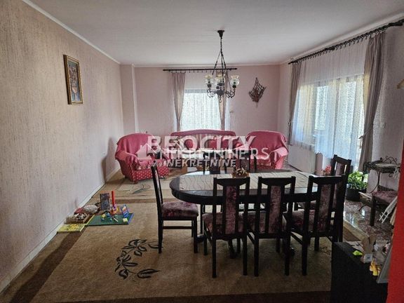 Novi Sad, Kovilj, , 5.0, 303m2, 220000EUR