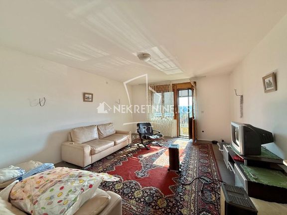 Kuća Sremčića, 12.44ari, mereno 380m2 ID#9964