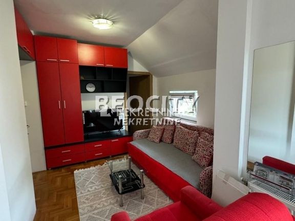 Novi Sad, Centar, Vuka Karadžića, 1.5, 32m2, 400EUR