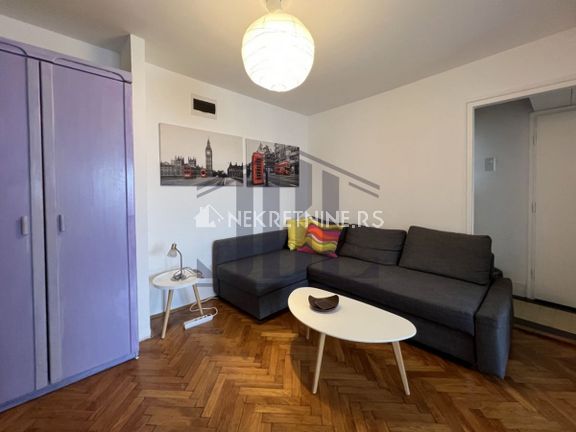 Stan za izdavanje,Centar, Kosovska 39m2 ID:2279