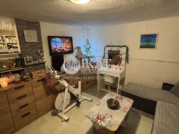 Lekino brdo, Voždovac 30m2 odlična investicija ID#4736