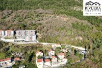 Urbanizovan plac sa otvorenim pogledom na more – Kavač Kotor