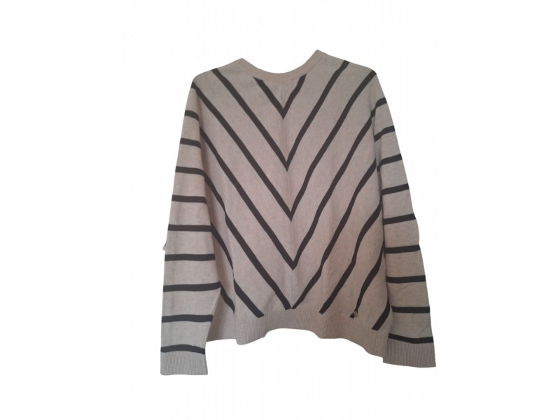 Massimo Dutti duksic za decu M