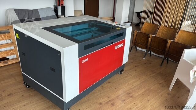 100V CO2 laser cutter
TROTEC Q400 DC