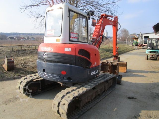 Mini bageri
Kubota U50-3 (4,8 T) mit POWERTILT +Schnellwechsler +3 Lö