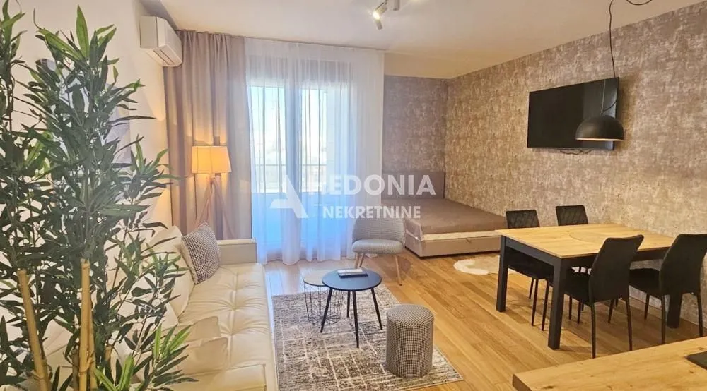 Izdavanje, jednosoban stan, 35m2, Novi Beograd Blok 65, Novi Beograd, Beograd