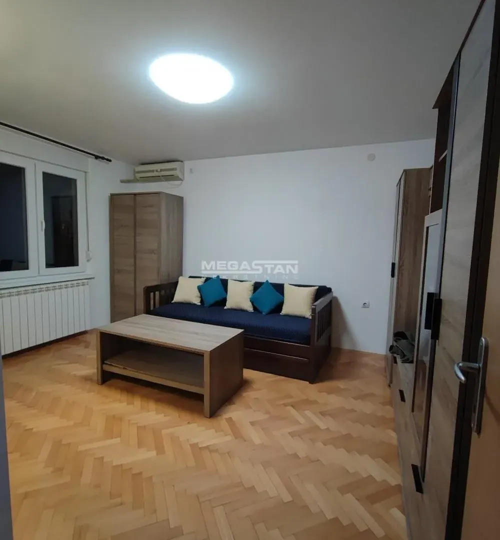 Izdavanje, jednosoban stan, 35m2, Crveni Krst, Beograd