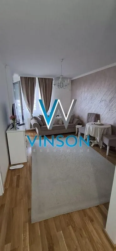 Izdavanje, jednosoban stan, 40m2, Petrovaradin, Novi Sad