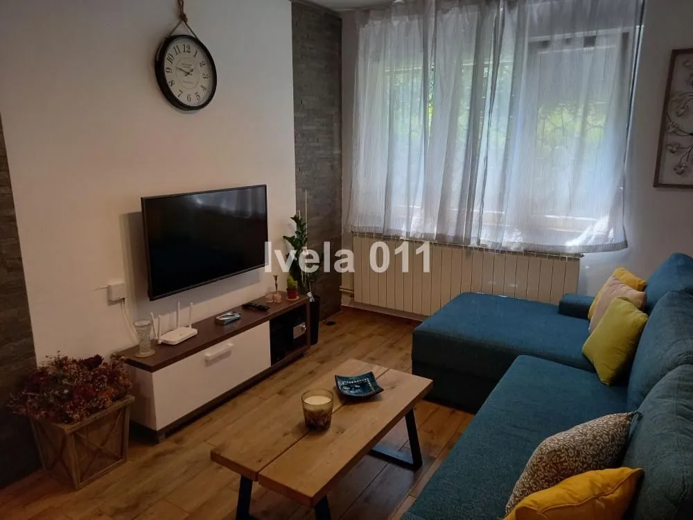 Izdavanje, jednosoban stan, 35m2, Stari Grad, Beograd