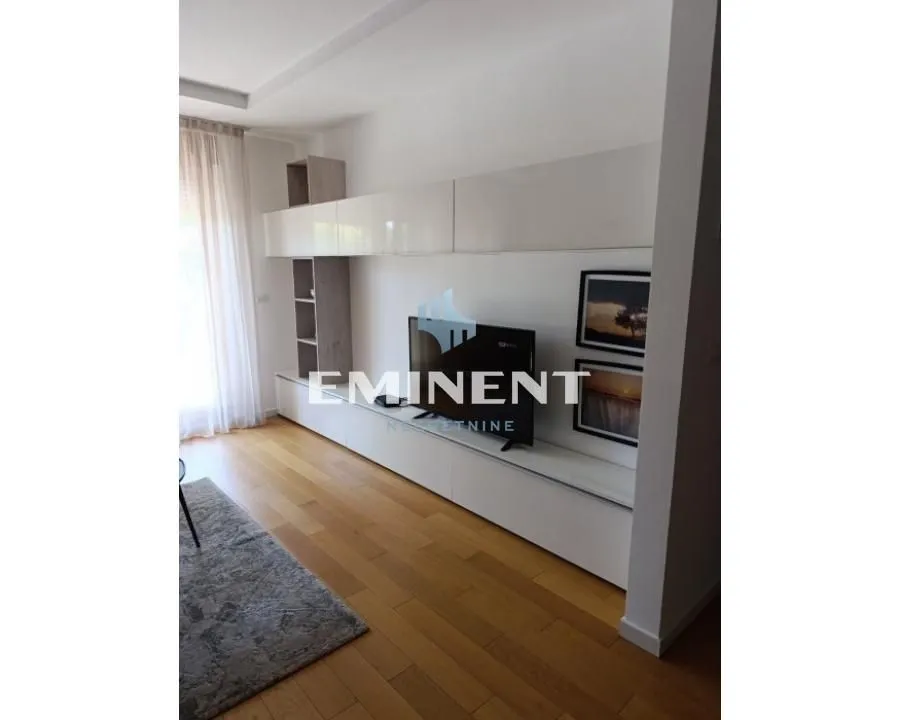 Izdavanje, dvosoban stan, 54m2, Novi Beograd Blok 67, Novi Beograd, Beograd