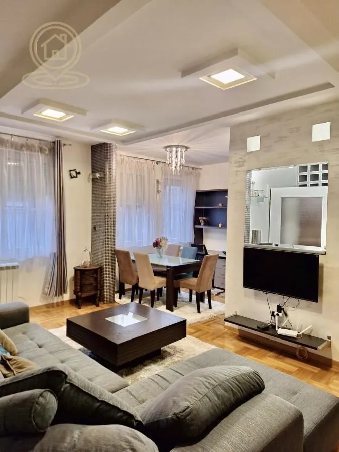 Izdavanje, dvosoban stan, 55m2, Dorćol, Beograd