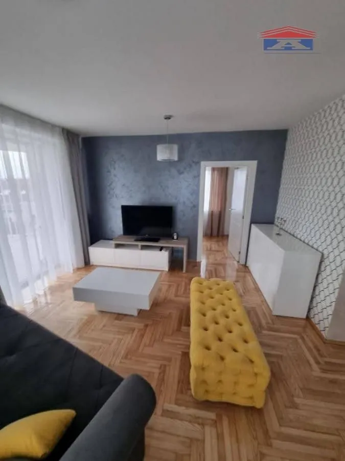 Izdavanje, jednosoban stan, 55m2, Grbavica, Novi Sad, Novi Sad